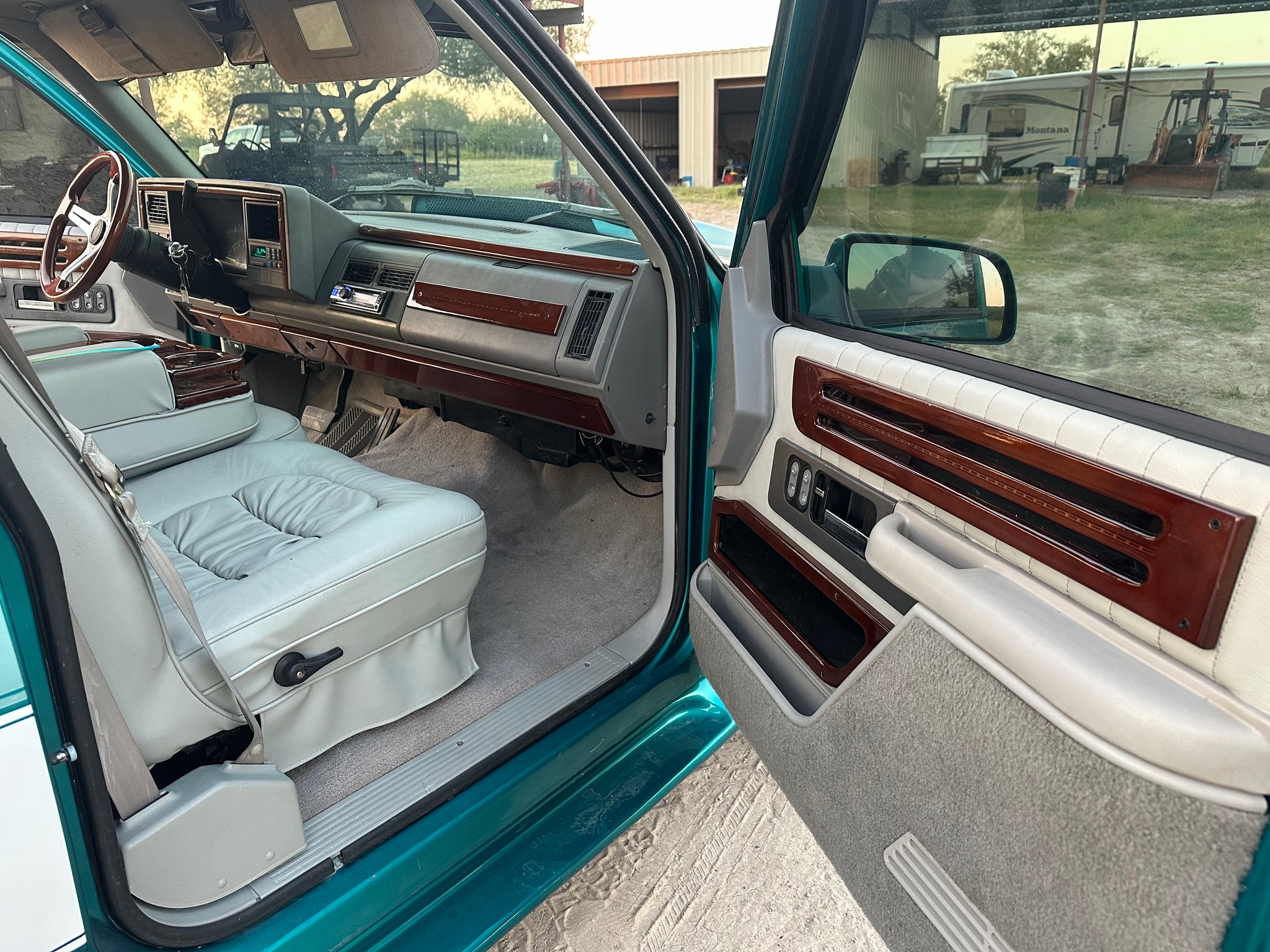 88 94 Chevrolet GMC wood grain dash and door kit RZ Lightz